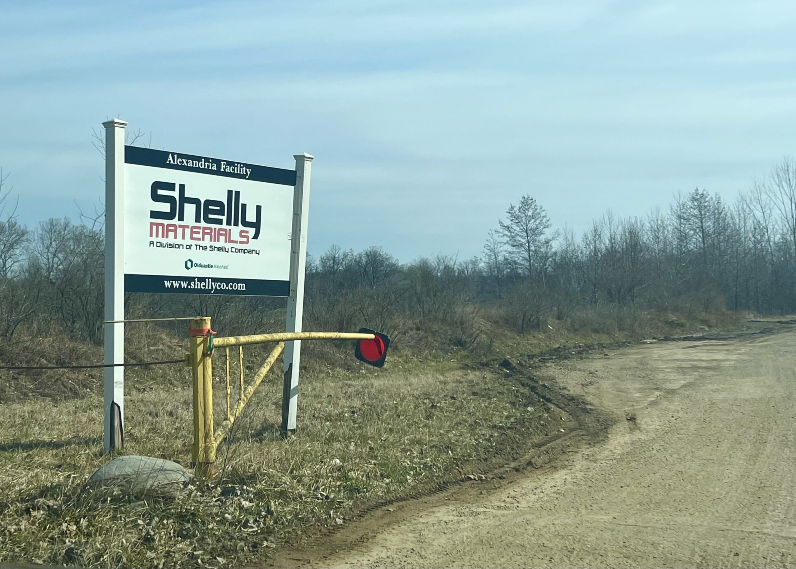 Shelly Company drops appeal of ruling against permit for an asphalt ...