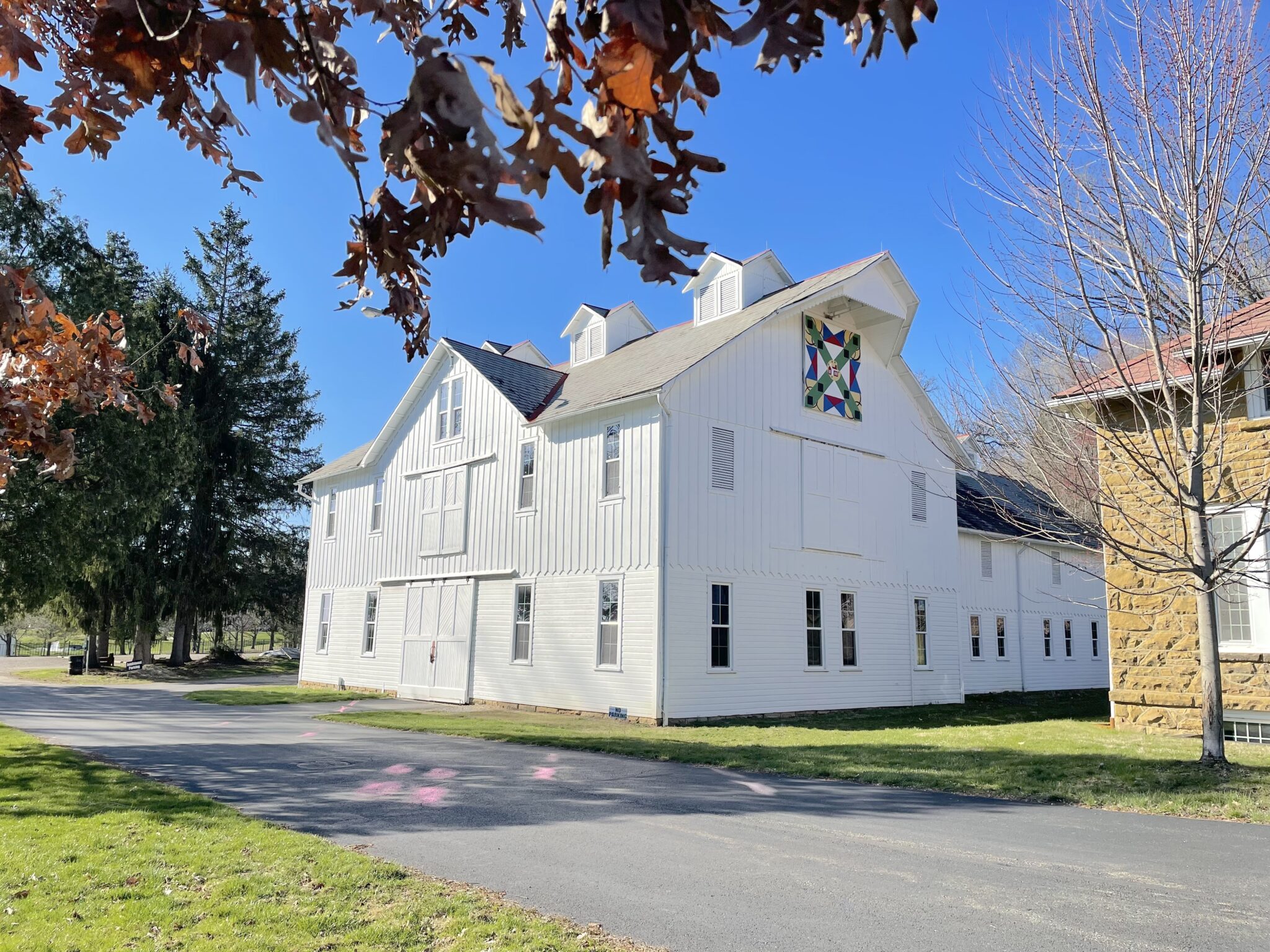 Granville council OK’s development corp proposal, Bryn Du barn ...