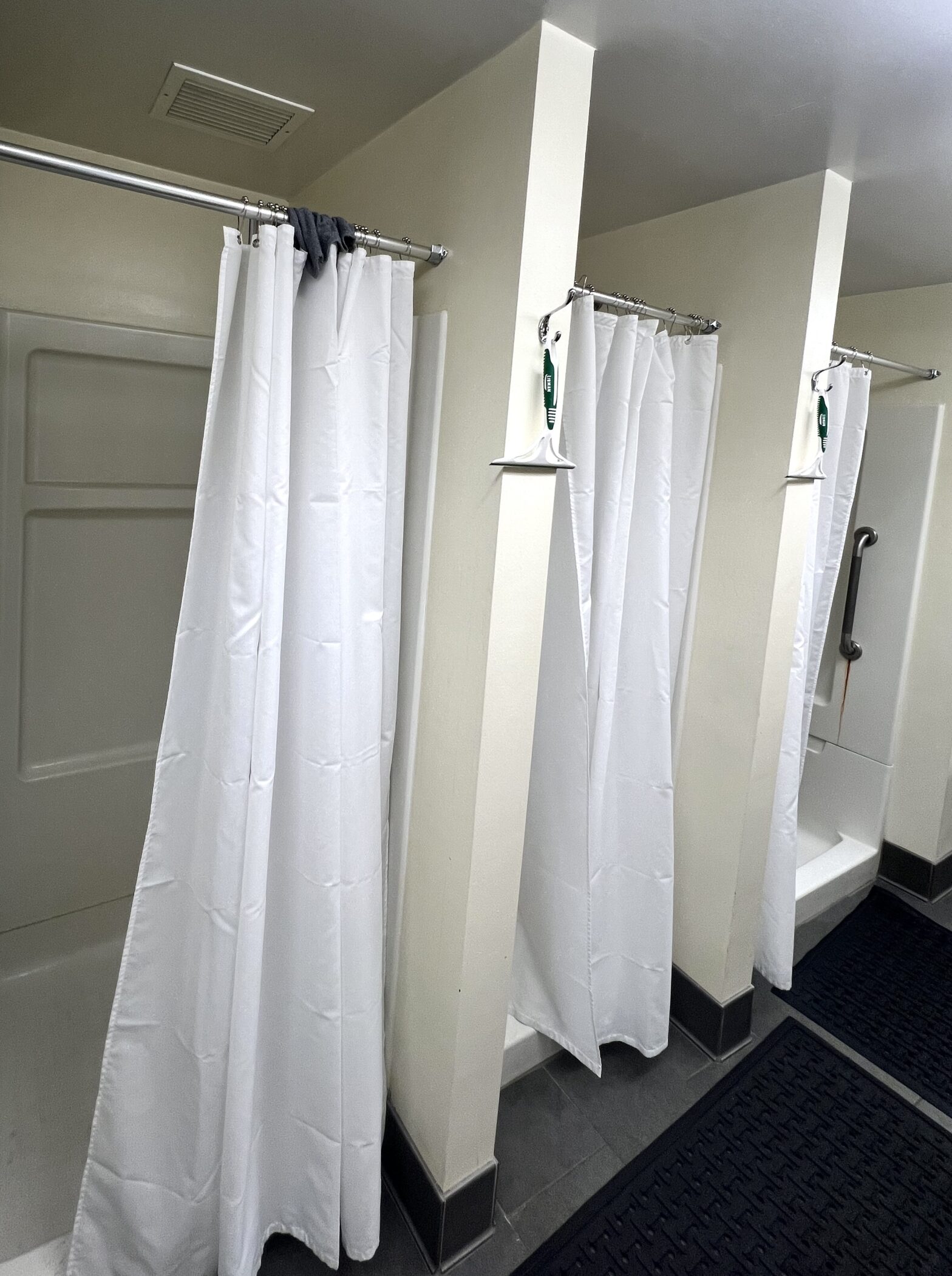 Downtown Newark church showers unhoused people with compassion - The ...