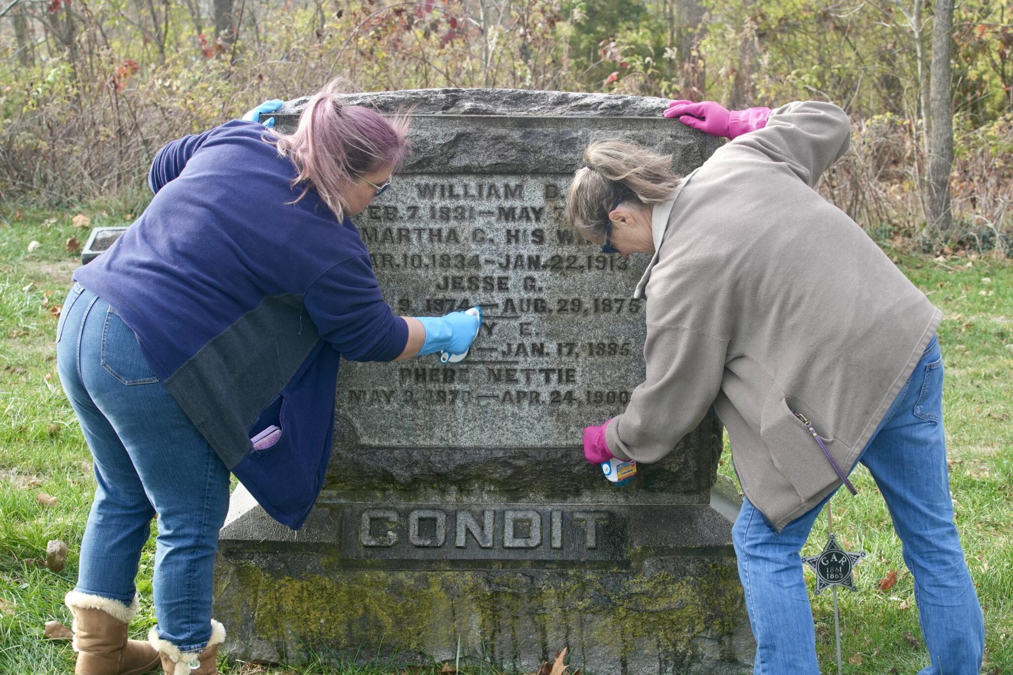 Community organizations honor veterans buried in Pataskala Cemetery in ...